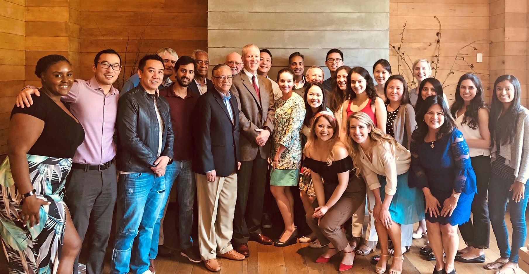 Dr. Lars Hertzog Honored | Faculty Teaching Award | Eye Physicians LBC